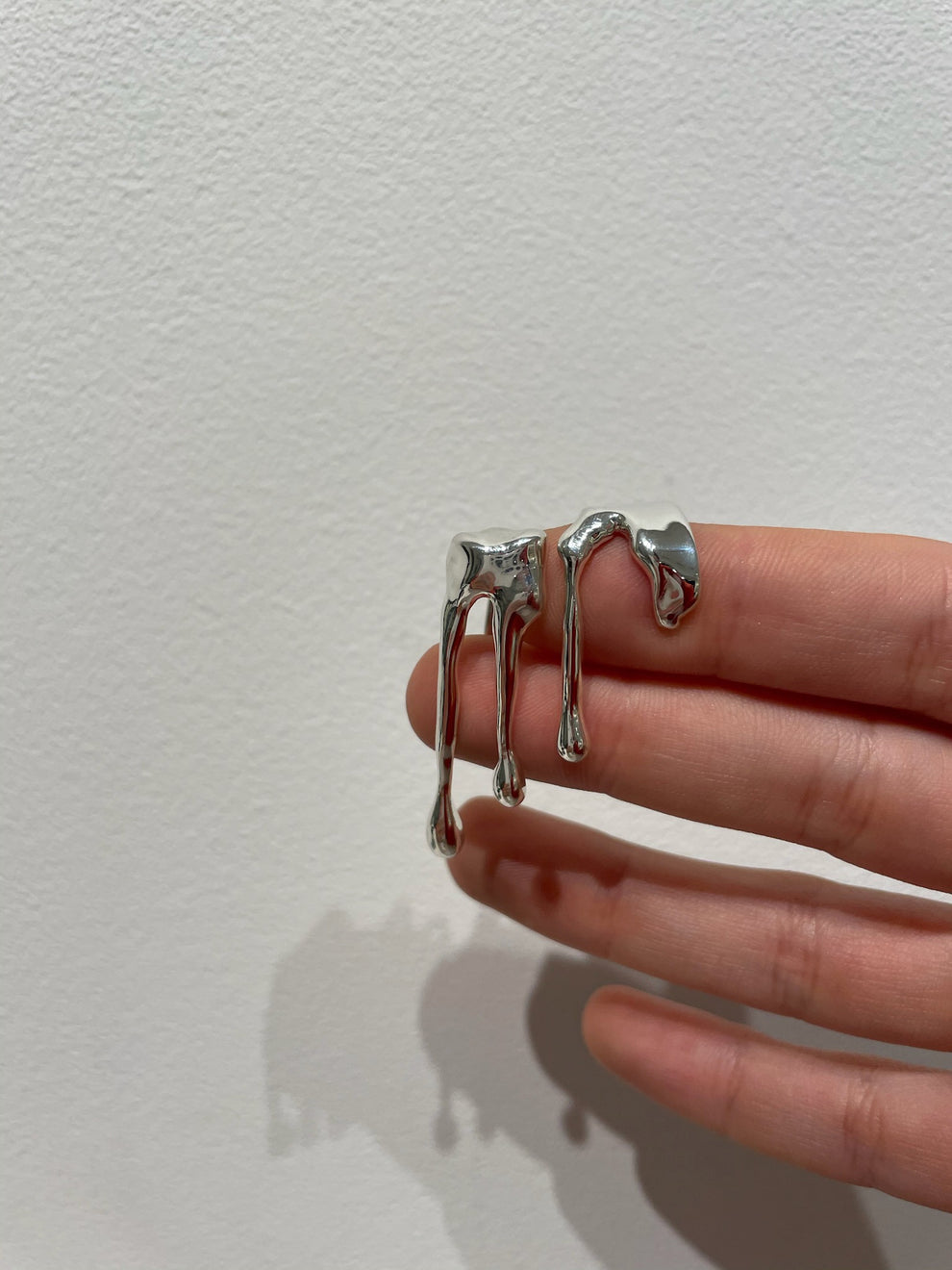 Lip Drip / Ear-cuff – Steff Eleoff